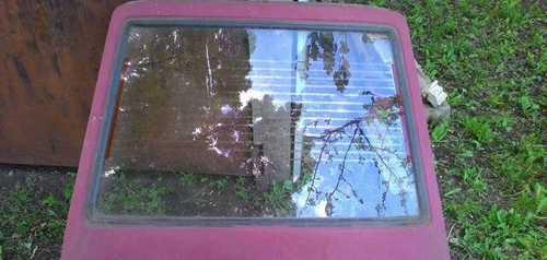 Крышка багажника со стеклом на Москвич 2141
