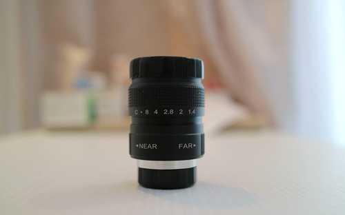 Объектив 25мм F1.4 с переходником EF-M