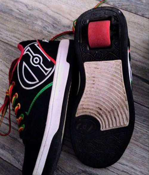 Б.У. кроссовки с роликом Heelys. р-р 34 eur