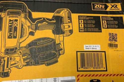 Аккумуляторный кровельный нейлер Dewalt DCN45RND1