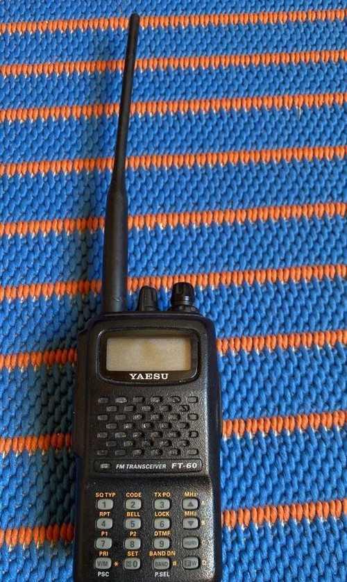 Рация Yaesu FT-60