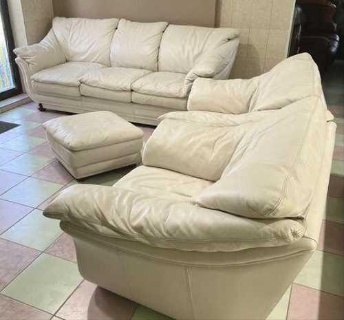 Кожаный диван + 2 кресла + пуфик, Италия. Nieri