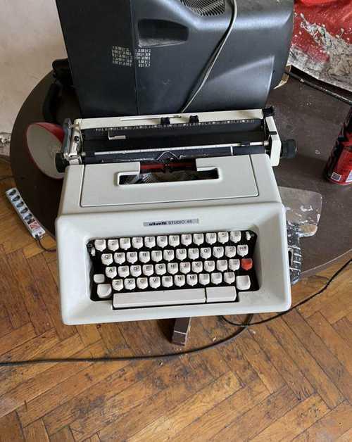 Печатная машинка Olivetti studio 46 винтажная