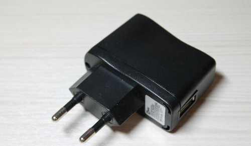 Зарядное устройство USB MTC