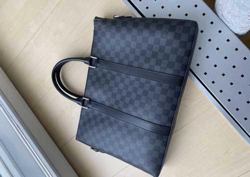 Портфель Louis Vuitton