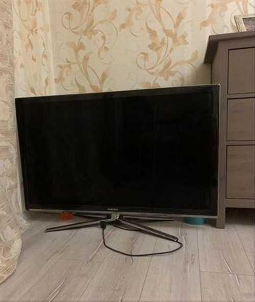 Телевизор ЖК Samsung 46” UE46C7000WW (3D)
