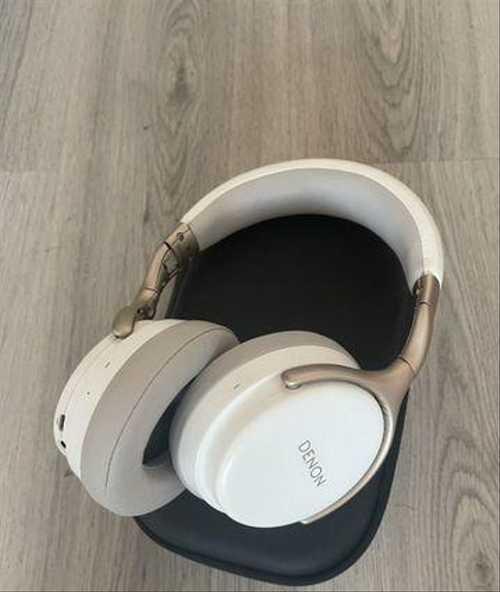 Беспроводные наушники Denon