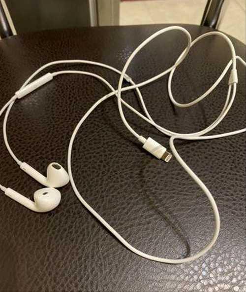 Apple EarPods lighting от iPhone 11