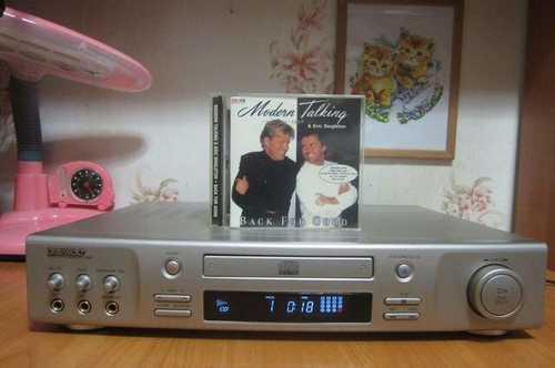 CD/VCD/Karaoke-проигрыватель Daewoo DVC-7200P