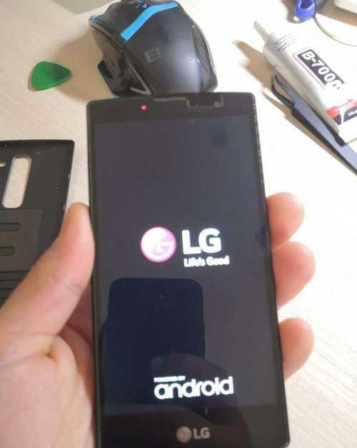 LG G4c H522y отключается дисплей