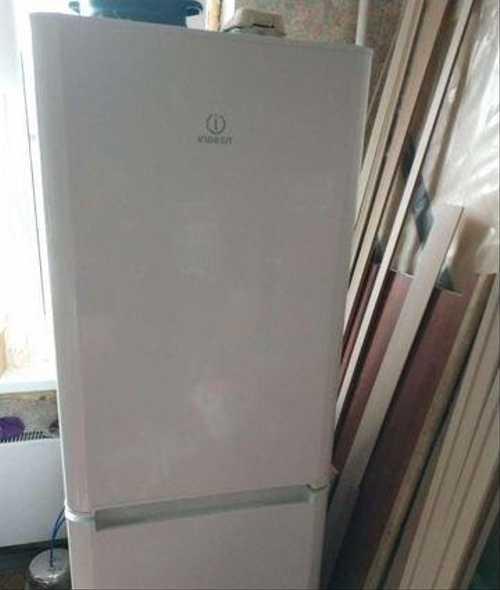 Холодильник indesit bia16nf