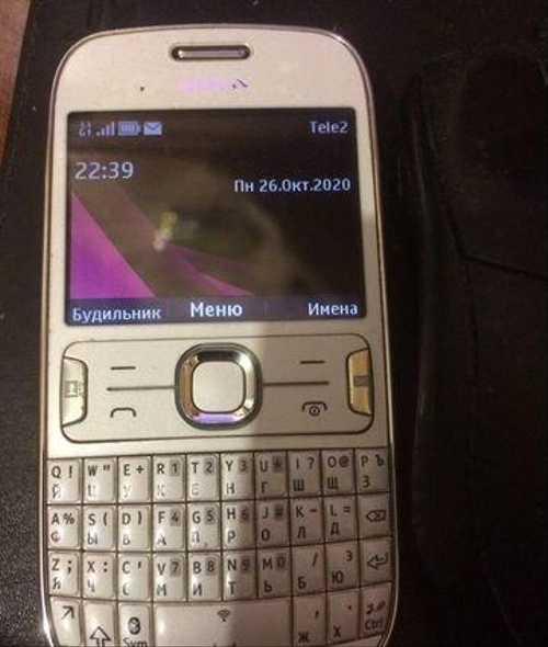 Мобильный телефон Nokia Asha 302