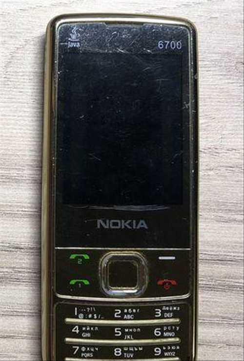 Nokia 6700 gold