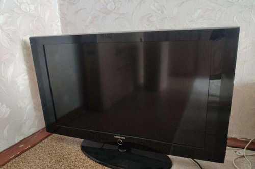 Телевизор Samsung LE40A330J1