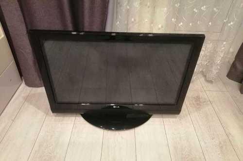Телевизор 32" LG 32PC52