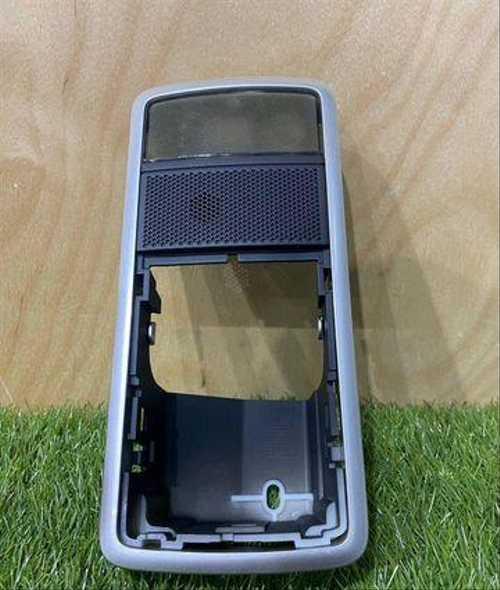 Решетка динамика в потолке правая Range Rover 201