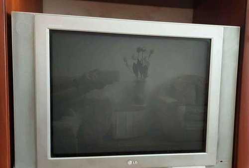 Телевизор LG 21Q9RGE 2005 года
