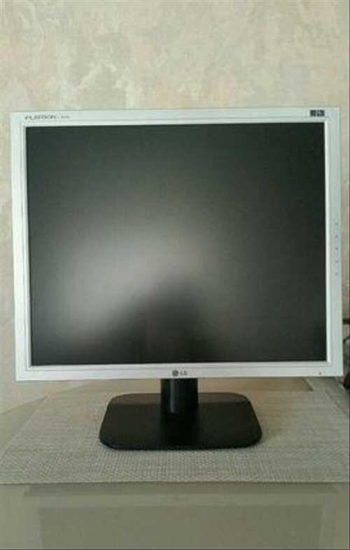 Lg flatron l1918s