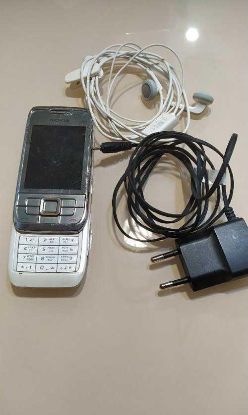 Телефон nokia e66