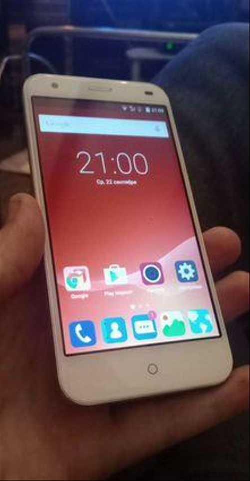Телефон ZTE Blade s6