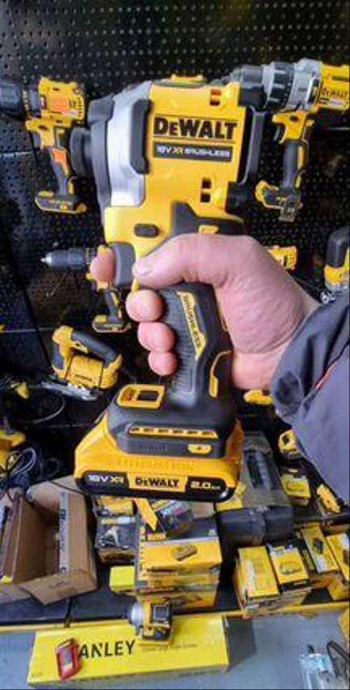 Импульсный шуруповерт dewalt DCF850 N.Новинка