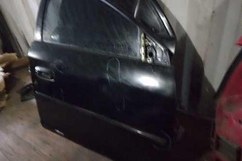 Дверь правая передняя Cadillac CTS 02-08