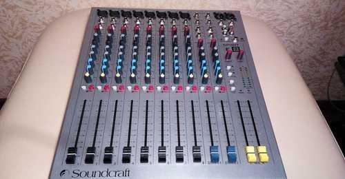 Микшерный пульт soundcraft spirit E8 (Англия)