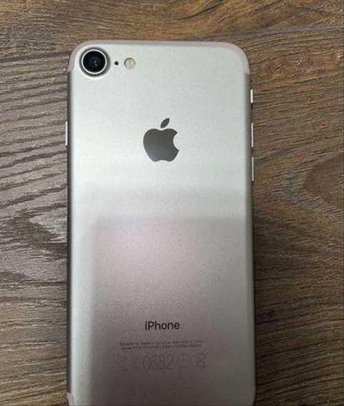 Телефон iPhone7 128gb silver