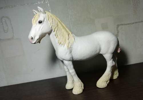 Лошадь Schleich
