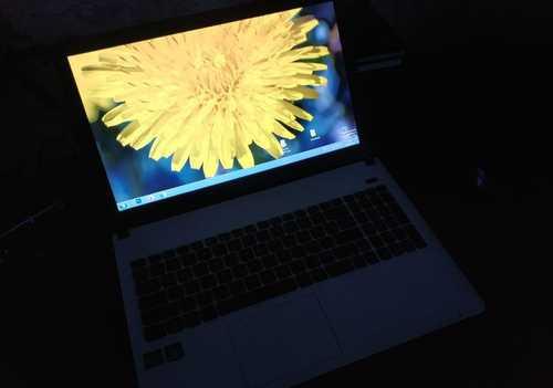 Ноутбук asus x501u
