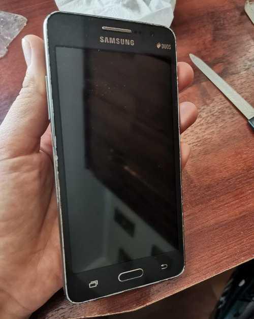 Телефон Samsung