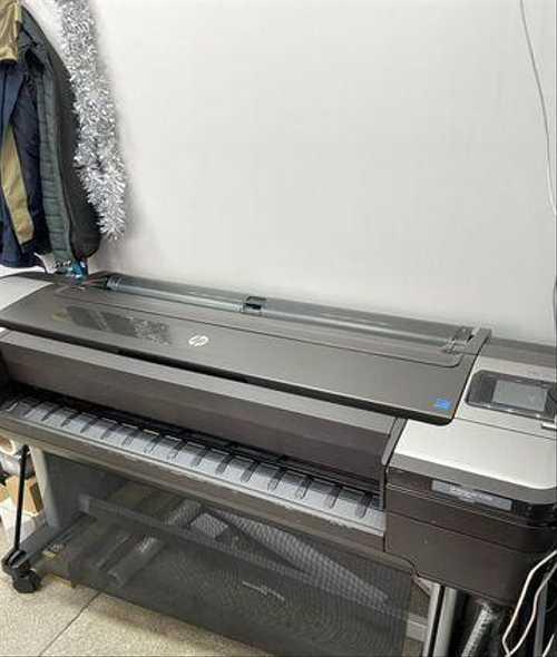 Плоттер HP DesignJet T1700