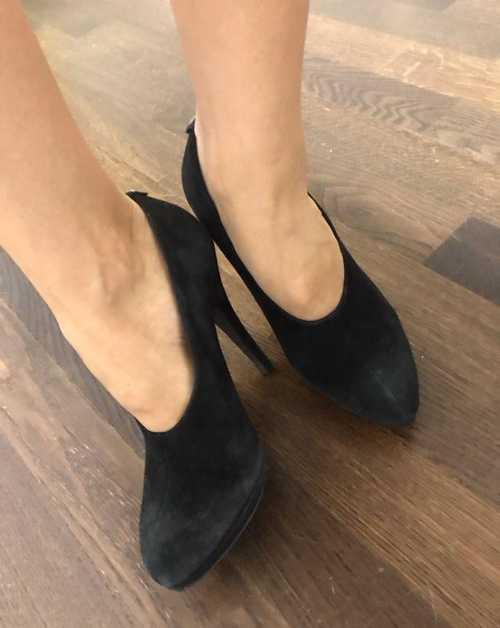 Туфли замшевые Guess