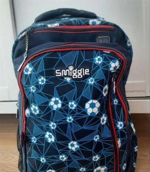 Школьный рюкзак smiggle