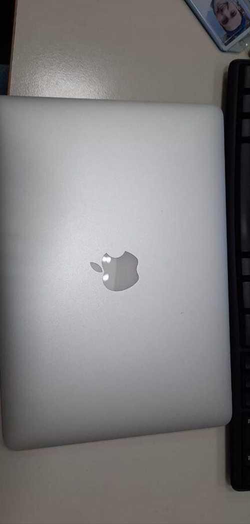 Продам MacBook Air 13