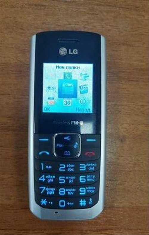 Кнопочный телефон LG GS155