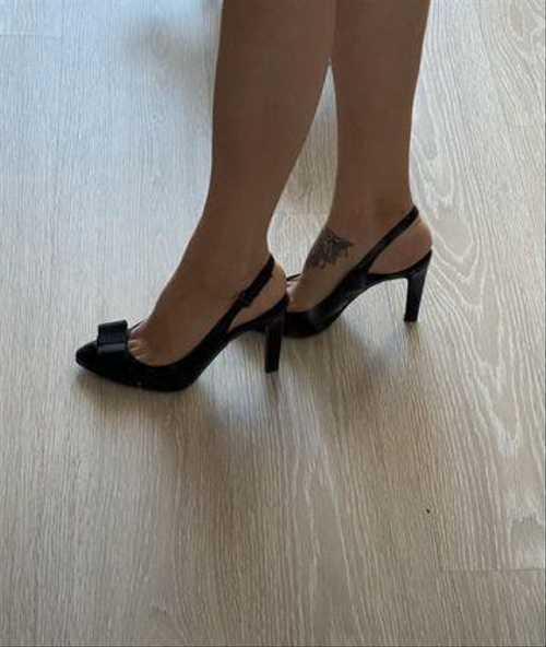 Очень красивые Туфли новые Ессо 37 кожа/лак