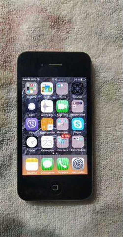 Продам iPhone 4 8 gb