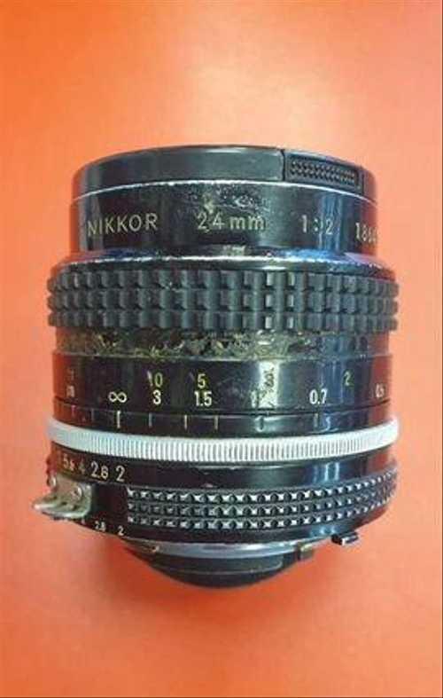 Nikon 24mm F2 Nikkor Manual