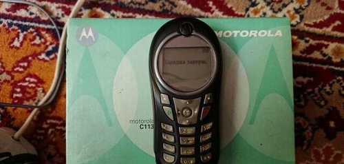 Телефон мобильный кнопочный Motorola C113
