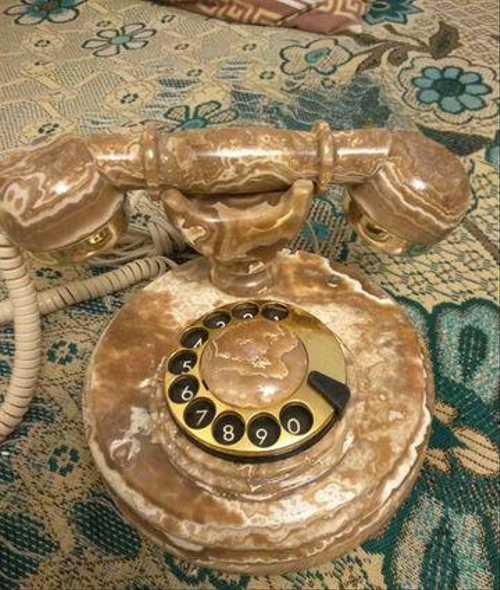 Телефон из камня оникс