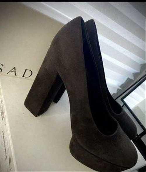 Туфли casadei 39