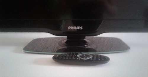 Продам телевизор philips 32(81 диагональ)