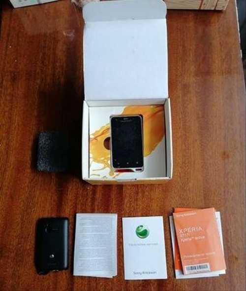 Sony Ericsson st17i телефон сенсорный в коробке