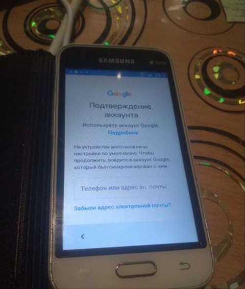 Телефон Samsung g1 mini