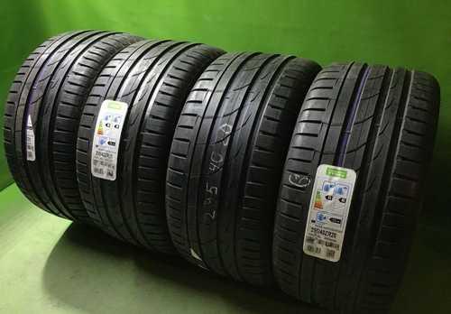 Nokian tyres hakka black r20. Нокиан Хакка Блэк 295 40 20. Легковая шина Nokian Tyres Hakka Black 2 SUV 295/40 r21 111y. Шина Нокиан 295*40*21 купить б/у в Челябинске. Резина нокиа Хакка 275*40*21 р 3 цена в Уфе купить.