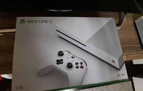 Xbox One S, 1 TB на гарантии