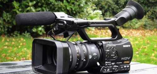 Профессиональная видеокамера Sony HVR-Z7E HDV PRO