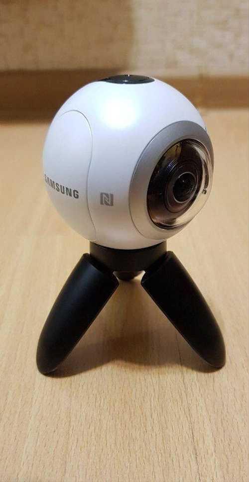 Экшн Камера SAMSUNG Gear360