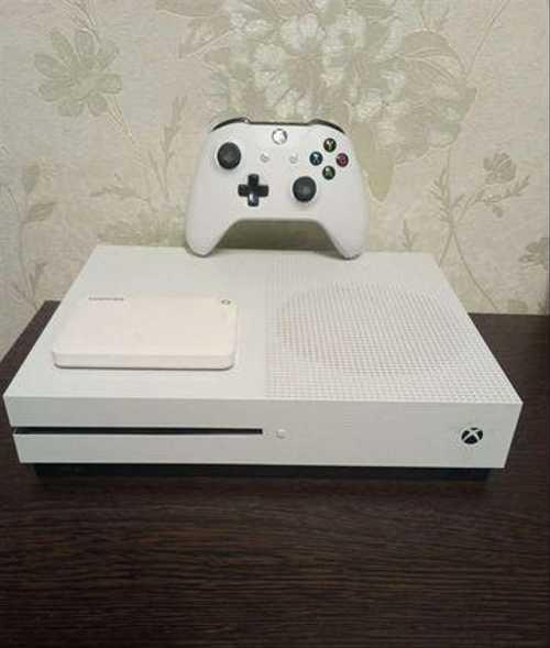 Xbox One S игровая приставка